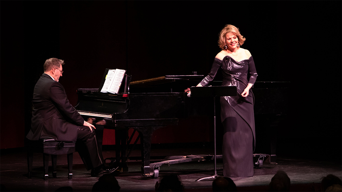 Iconic Soprano Renée Fleming in Steinmetz Hall? Dr. Phillips Center’s ...