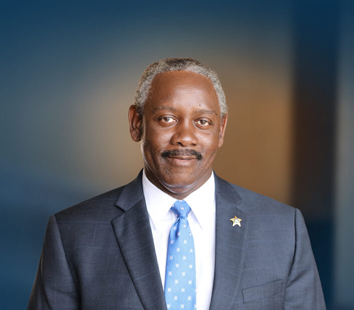 Major Jerry Demings Suspends Governor Campaign After Cancer Diagnosis ...